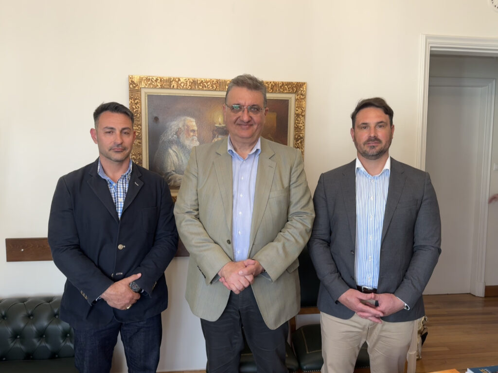 Συνάντηση με τον πρόεδρο του Πανελλήνιου Ιατρικού Συλλόγου Δρ. Αθανάσιο ...